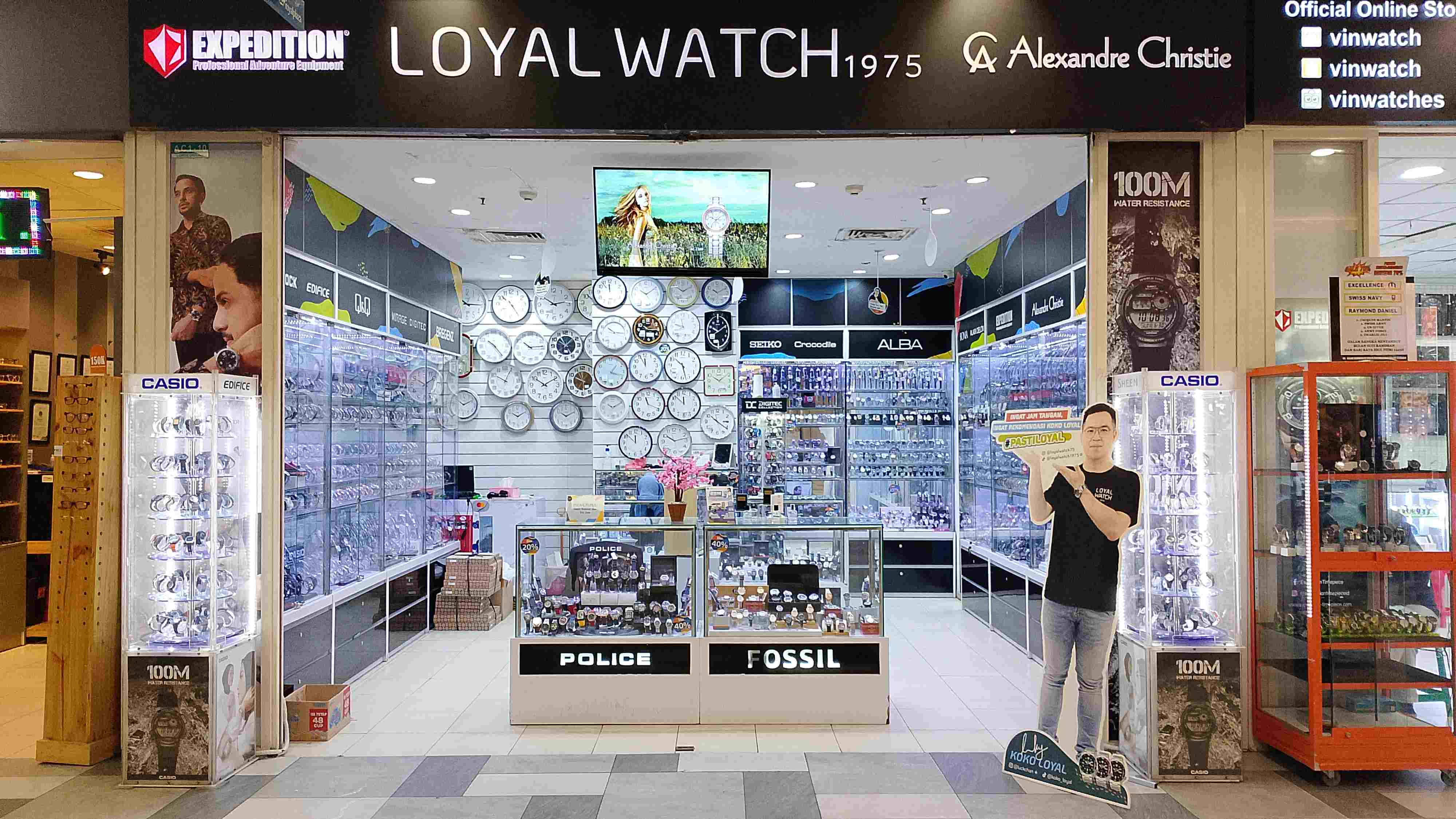 OFTEQ - Owned To Be Seen